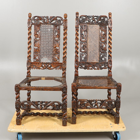 A PAIR OF 19THC CARVED WALNUT CAROLEAN STYLE CHAIRS. Furniture ...