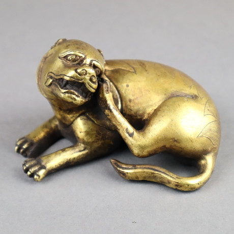 - BIXIE - China, Qing-Dynastie, Bronze-Hohlguss vergoldet. Asiatika ...