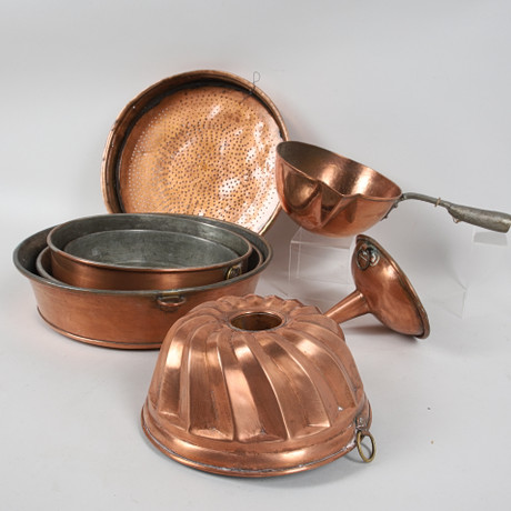COPPER OBJECTS, 8 pcs, i.a. strainer & molds. Silver & Metals - Pewter ...