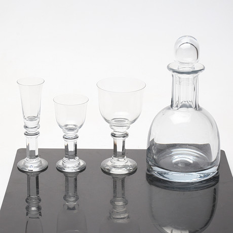 GLASSWARE PARTS, 31 parts, Orrefors/Strömbergshyttan. Glass - Tableware ...
