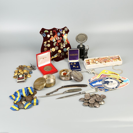 COLLECTION CURIOSITY, including pins, medals, uniform buttons, letter ...