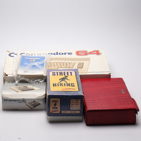 DATOR, Commodore 64 med TILLBEHÖR och SPEL. Övrigt - Modern Teknik ...