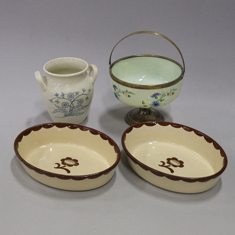 PYRO OVEN MOLDS, GLASS BOWL WITH METAL BASE AND MUG. Ceramics ...
