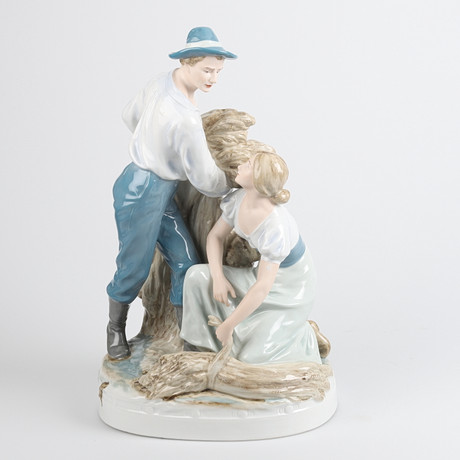 FIGURINE, porcelain, Royal Dux, Czechoslovakia. Ceramics & Porcelain ...