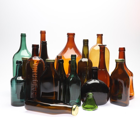 PARTI FLASKOR glas, 1800-/1900-tal. Glas - Bruksglas - Auctionet