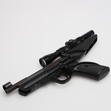 AIR PISTOL, with scope, Hurricane, Webley & Scott, England. Weapons ...