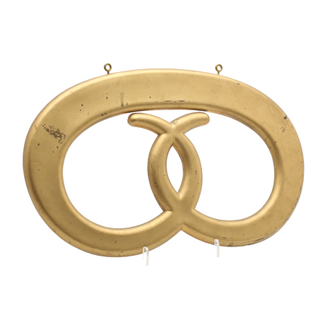 SKYLT, för bageri, kringla, konstmassa, 1900-talets andra hälft. Övrigt - Övrigt - Auctionet