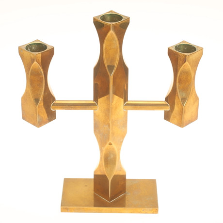 KANDELABER, mässing, Lars Åkesson, Vallonmässing, signerad. Belysning ...