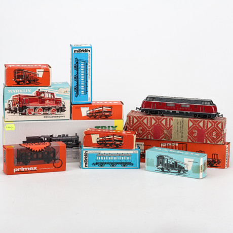 MÄRKLIN, 11 delar, lok och vagnar i originalkartonger, bl aTrix H0 ...