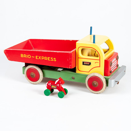 BRIO. två delar, Brio express samt häst. Leksaker - Leksaker - Auctionet