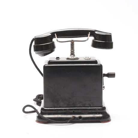 DESK PHONE, 1900s. Collectables - Technica & Nautica - Auctionet