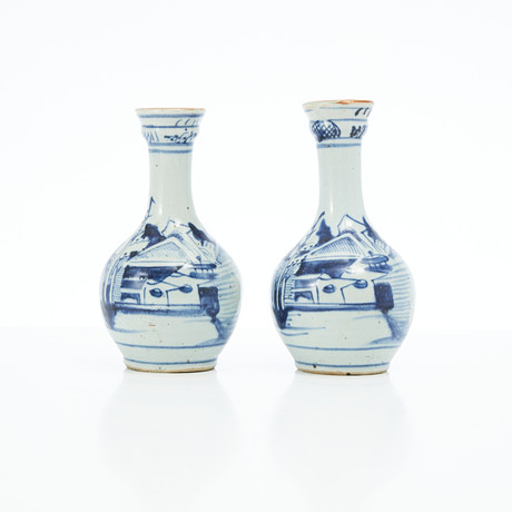 FLASKOR, 1 par, snarlika, porslin, Kina, 1700-tal, dekor i ...