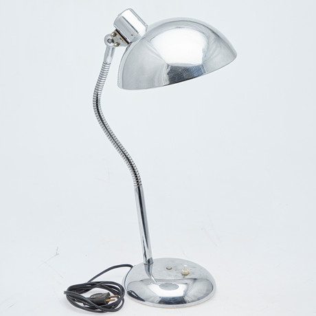 bordslampa/lampa, krom. Belysning & Lampor - Bordslampor - Auctionet