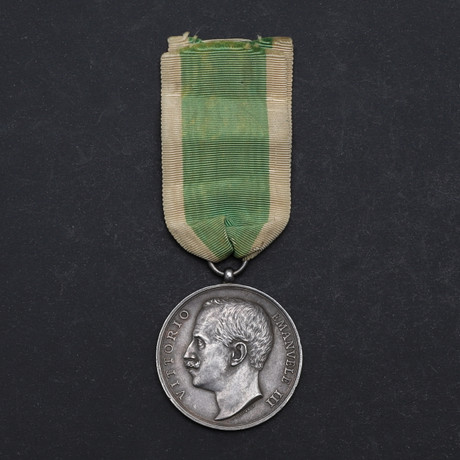A MESSINA EARTHQUAKE COMMEMORATIVE MEDAL, 1908. Coins, Medals & Stamps ...