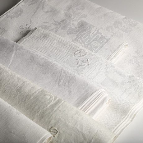 DUKAR, 7 stycken, linnedamast, 1900-tal. Mattor & Textil - Textil ...