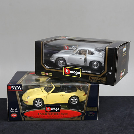 MODEL CARS, 2 pcs, Porsche, scale 1/18, Burago. Toys - Toys - Auctionet