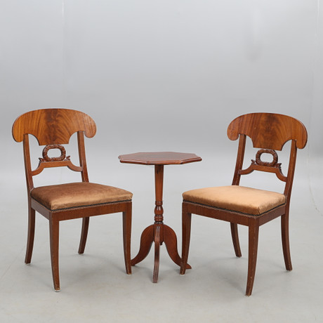 A pair of CHAIRS, Karl Johan style and a pillar table. Furniture ...