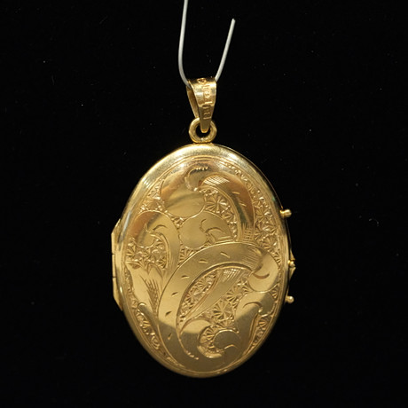 MEDALJONG MED FOTOGÖMMA, 18K GULD, GD & CO, MALMÖ 1945, VIKT 6,8G ...