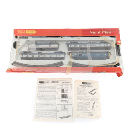TRI-ANG HORNBY - NIGHT MAIL MODEL ELECTRIC TRAINSET, 'OO' GAUGE, IN ...