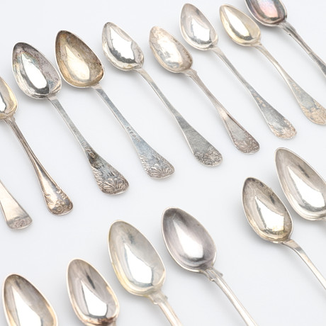 18 ANTIQUE SMALL SPOONS, silver, mainly shell/French model, 19th ...