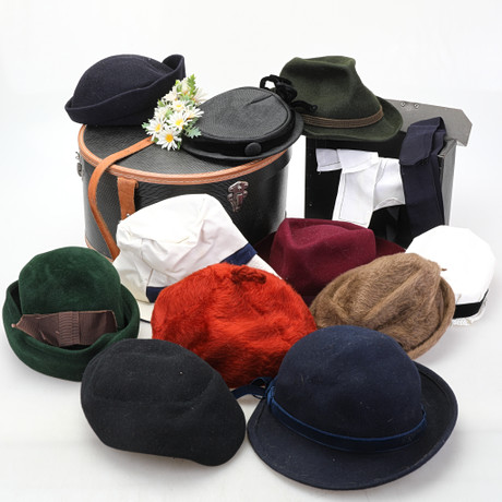 HATTAR ett parti om elva stycken. Vintagekläder & Accessoarer - Auctionet