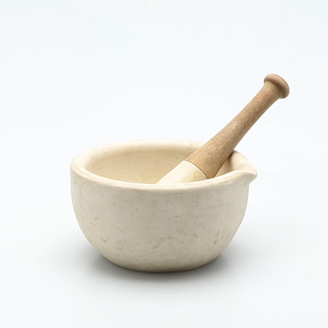 A LARGE PESTLE AND MORTAR. Swedish Folk Art - Other - Auctionet