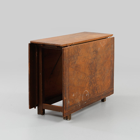 BATTLE TABLE, end of the 19th century. Furniture - Tables - Auctionet