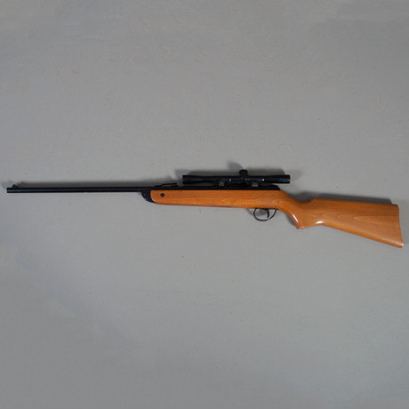 BSA METEOR. Luftgevär. Vapen & Militaria - Skjutvapen - Auctionet