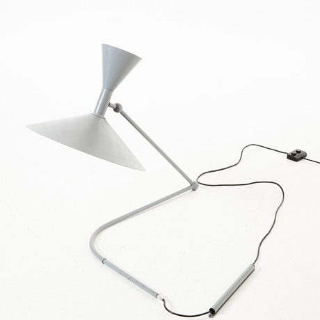 LE CORBUSIER. wall lamp, Nemo "Lamp de Marseille", lacquered metal, two ...