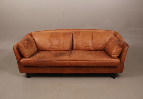 SOFFA, skinn, Dux. Möbler - Soffor & Sittgrupper - Auctionet