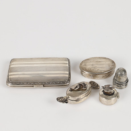 PILL BOXES M. M, 5 pieces, silver, incl. a Johannes Siggaard, Denmark ...