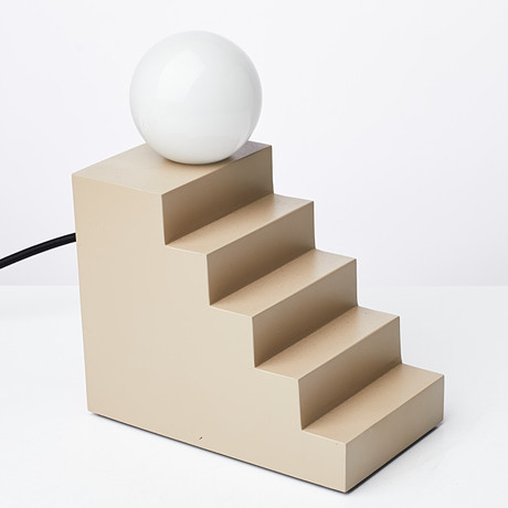 NOTCHI ARCHITECTS. Bordslampa, "Stair", för Oblure, Glas & Stål ...