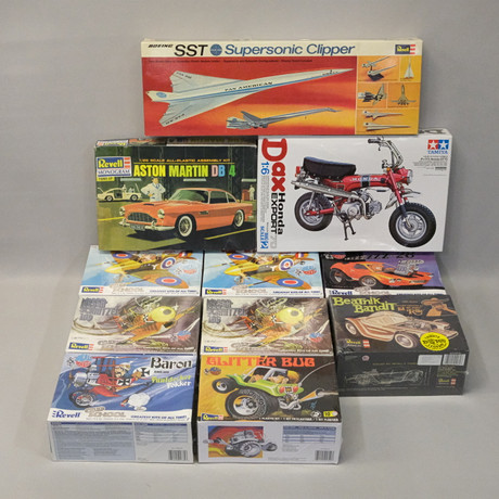 PARTI MODELLBYGGEN, REVELL. Leksaker - Leksaker - Auctionet
