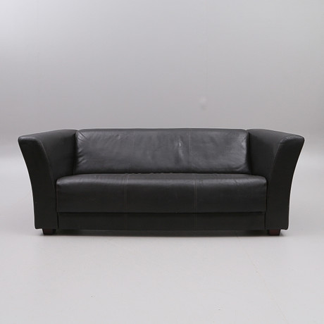 SOFFA, 3-sits, svart, modern. Möbler - Soffor & Sittgrupper - Auctionet