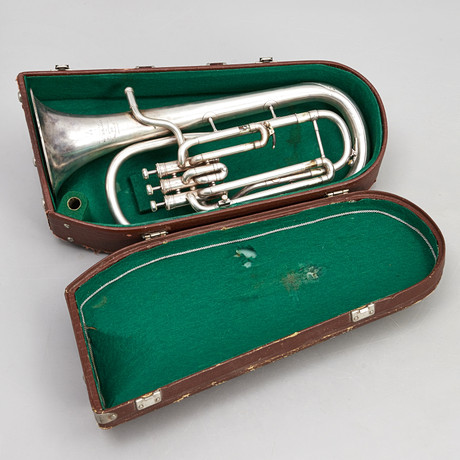 BASTUBA, BESSON "WESTMINSTER, ENGLAND. Med väska. Samlarföremål ...