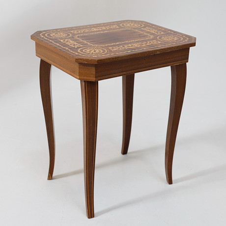 SEWING TABLE, with music box, Reuge, "Torna a Surriento", 1900s ...