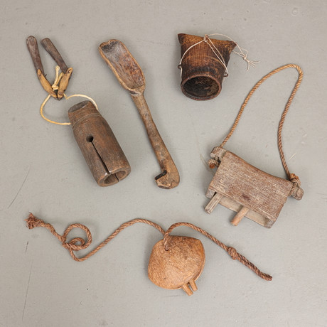 MUSICAL INSTRUMENTS etc 5 parts, Africa. Tribal art - Auctionet