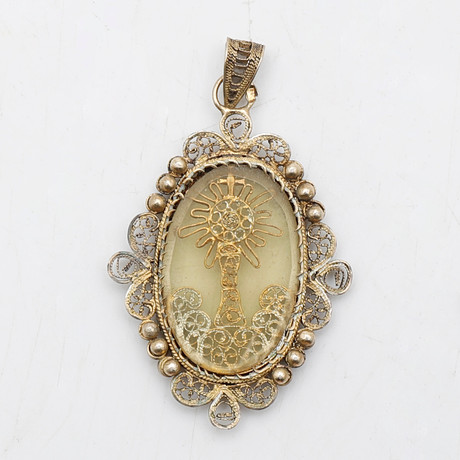 religiös hänge i filigran i överförgyllt silver, från slutet av 1700 ...