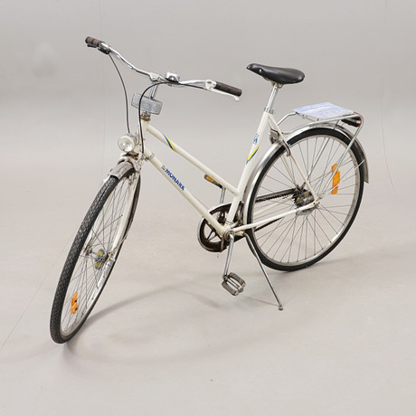 CYKEL, 28", 3 växlar, Monark. Fordon, Båtar & Delar - Cyklar - Auctionet