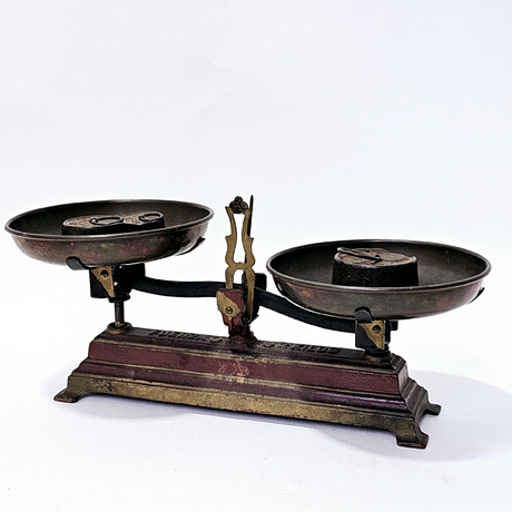 OLD IRON SCALE WITH FORCE OF TWO KILOS. Miscellaneous - Miscellaneous ...