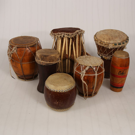 TRUMMOR, trä från olika länder bla Thailand, 7 stycken. Övrigt ...