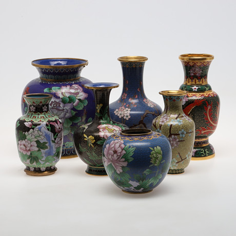 VASER, 7 stycken, Kina / Japan, cloisonné, 1900-tal. Asiatika - Auctionet