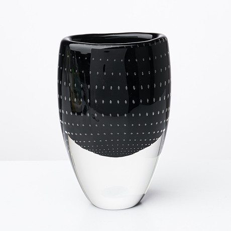 ERNEST GORDON. VAS, Åfors, black and transparent glass mass, signed ...