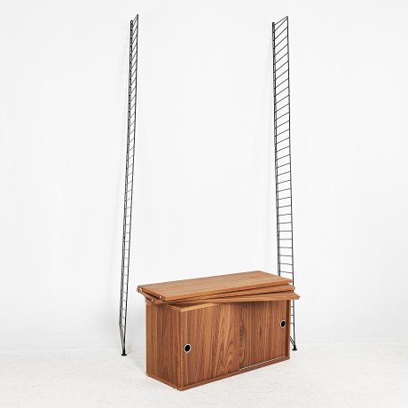 NILS & KAJSA STRINNING. Hyllsystem, "String", 2 st golvgavlar, 1 st ...