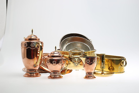 Ein Menge KUPFER UND MESSING, 13 Teile. Silber & Metall - Zinn, Messing ...