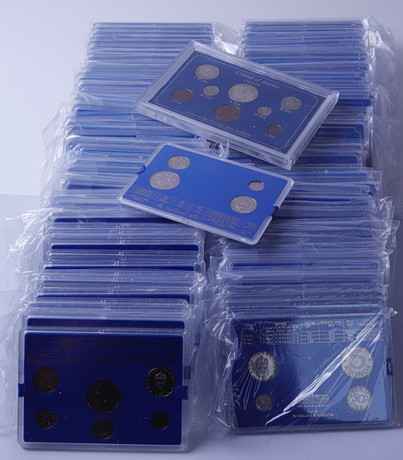 COIN CASSETTES 96 pcs. Coins, Medals & Stamps - Coins - Auctionet
