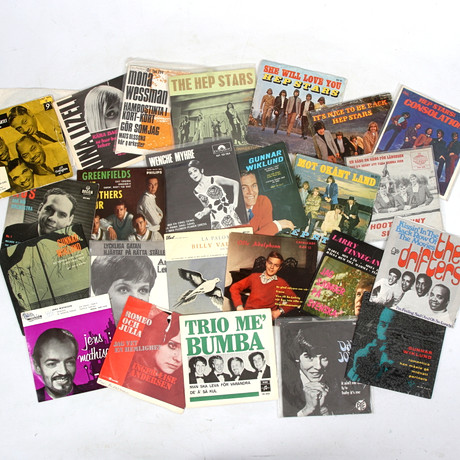 VINYL SINGLES, approx. 25, 1960s/70s. Miscellaneous - Miscellaneous ...