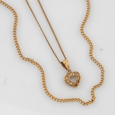 HALSKEDJOR 2 st, 18K guld, pansar + hjärthänge med små diamanter, ca 0 ...