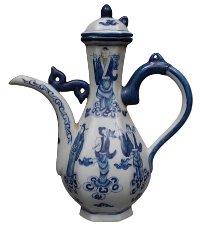 Chinese jug in blue and white porcelain, Transition style, 20th Century ...