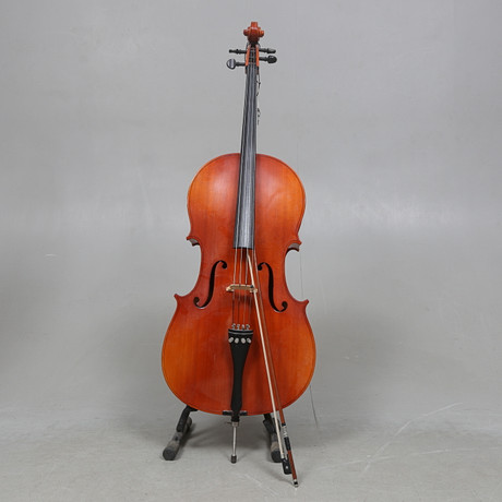 CELLO, Musima, GDR. Samlarföremål - Musikinstrument - Auctionet